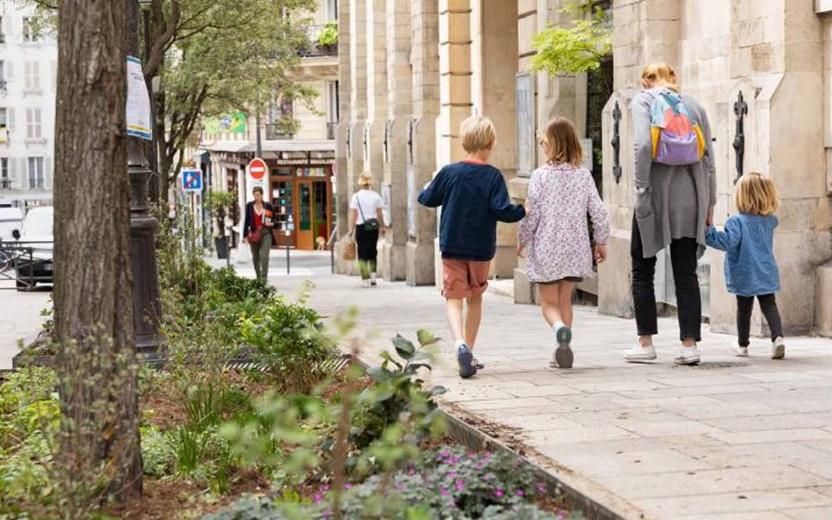 Paris : Territoire Rues aux écoles - liti.fr